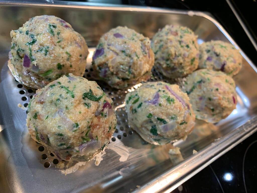 Bread dumpling with mushroom sauce – foodforcartoon